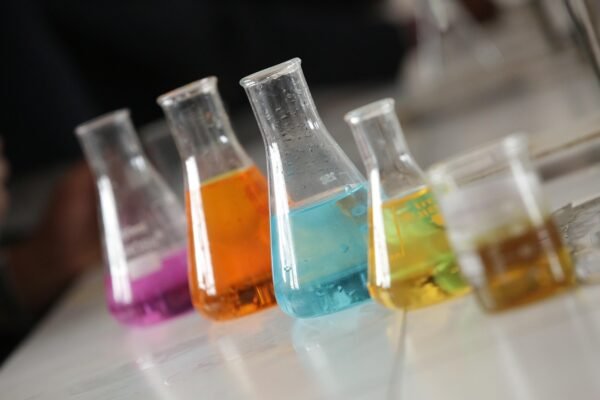 All You Need to Know About Laboratory Beakers and Flasks